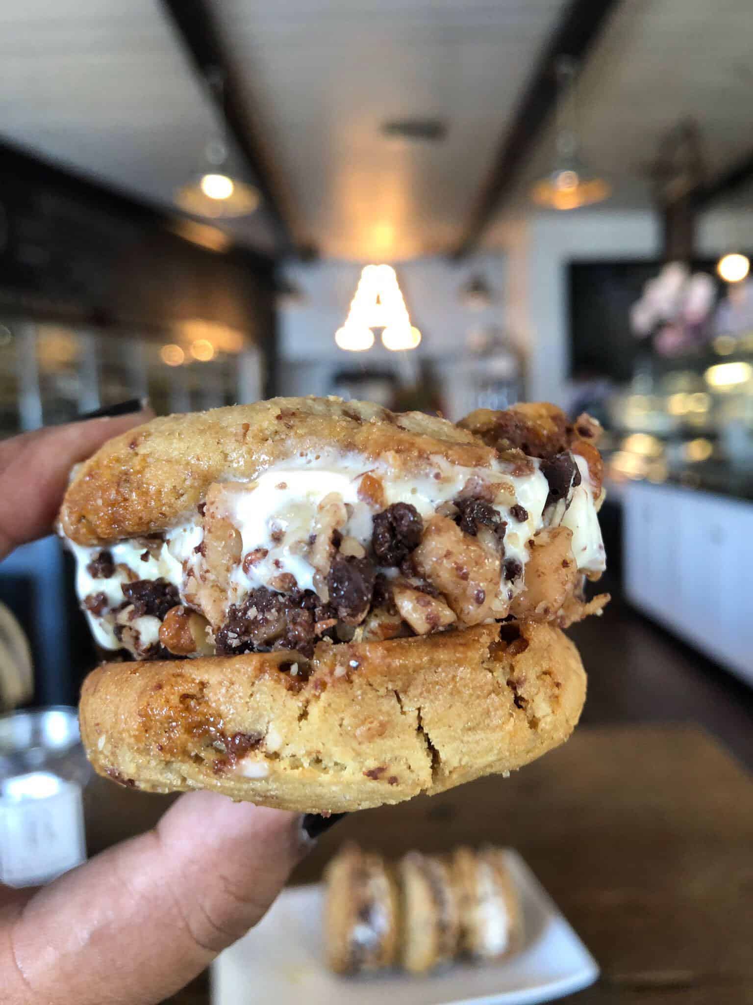 B. toffee 10 Year Anniversary with A Market | B. Toffee